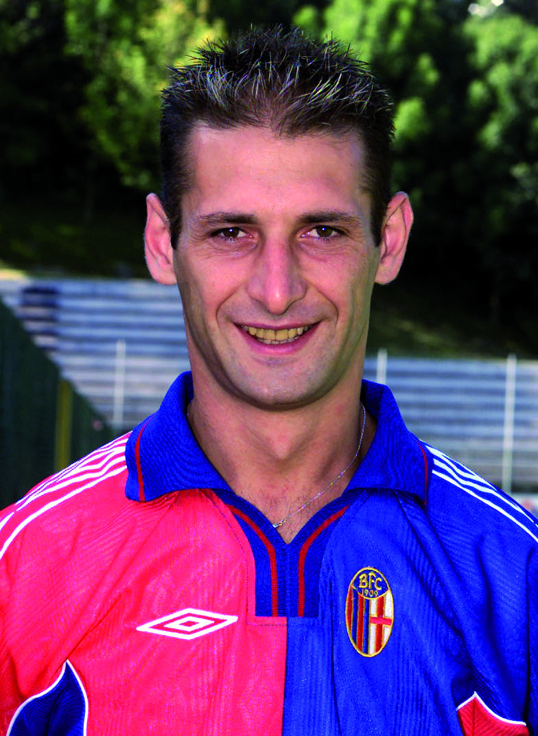 Marcello Castellini Là Ai? Cựu Hậu Vệ Tài Năng Của CLB Bologna